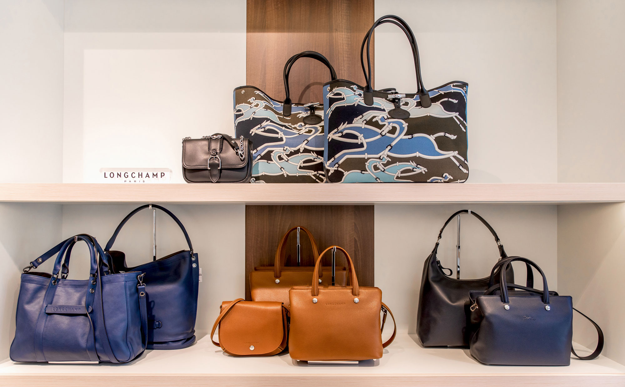 Storefotografie: Longchamp Shop-in-shop in Darmstadt
